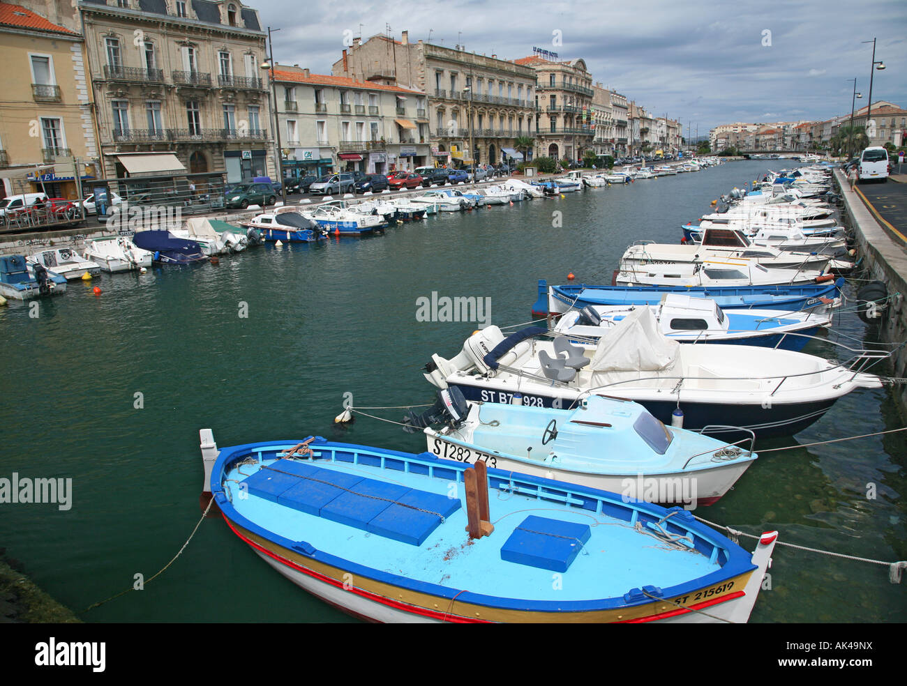 Sete canal du midi hi-res stock photography and images - Alamy