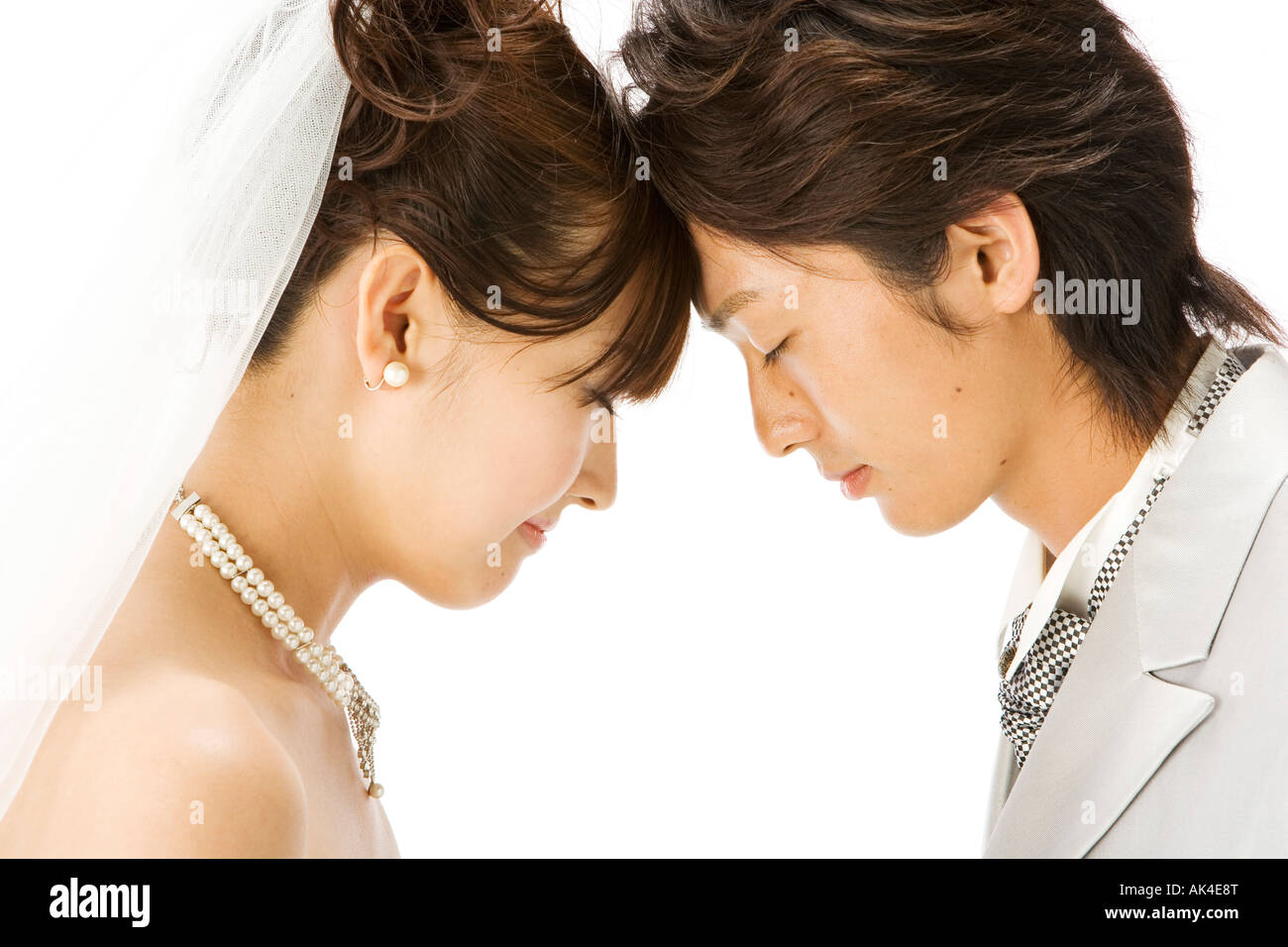 Portrait of bride and groom Stock Photo - Alamy