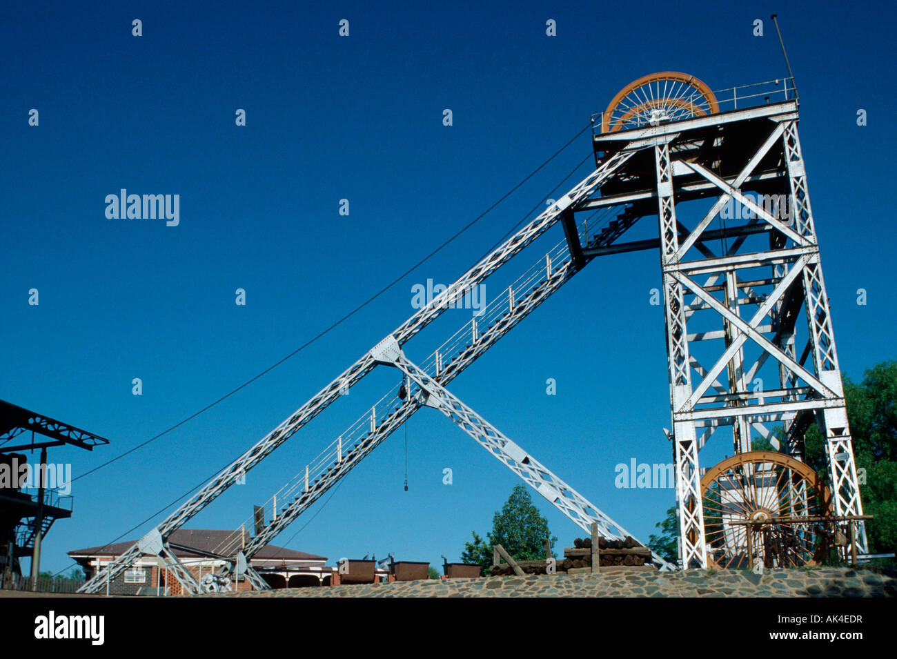 Kimberley mine museum hi-res stock photography and images - Alamy