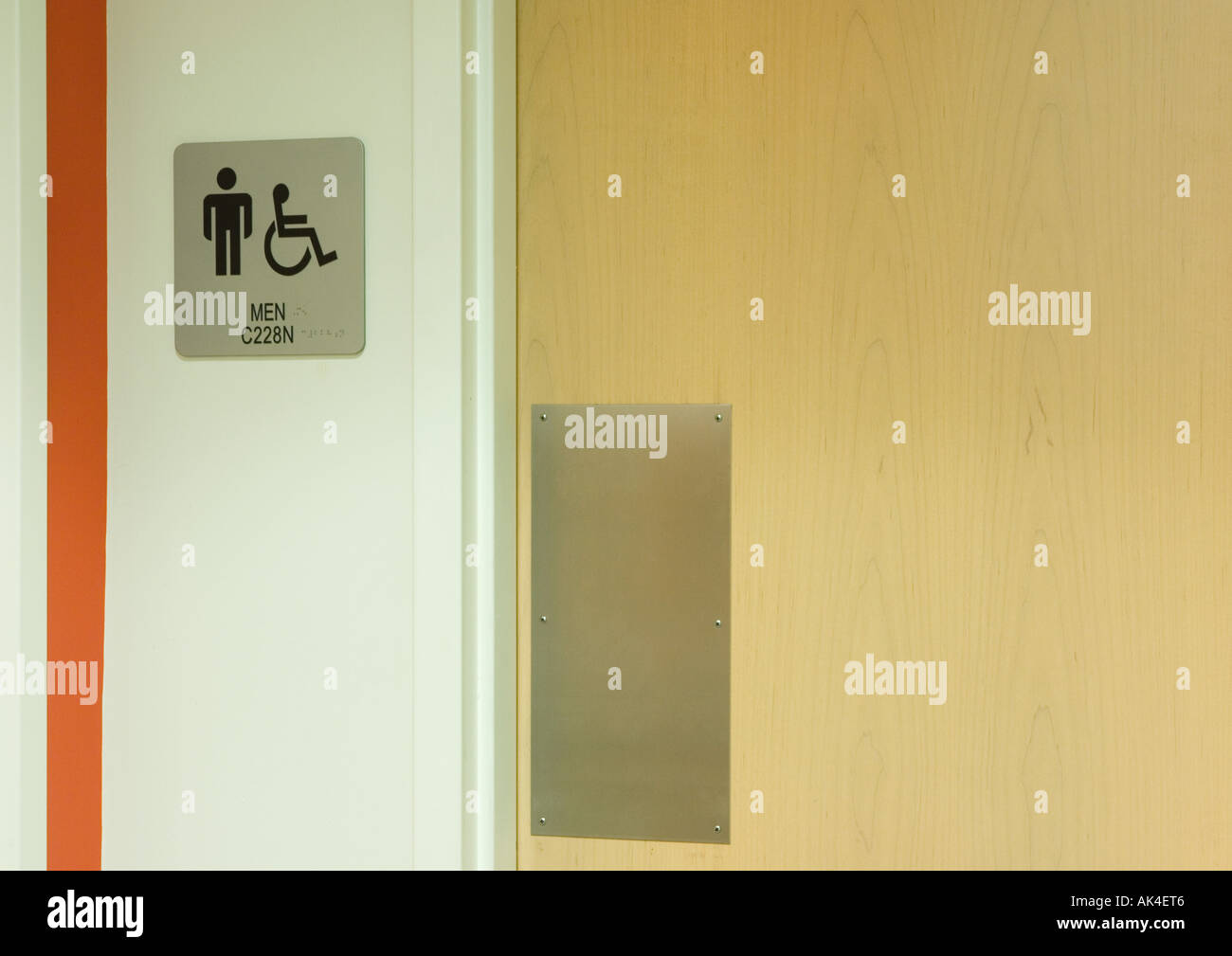 Mens public lavatories hi-res stock photography and images - Alamy