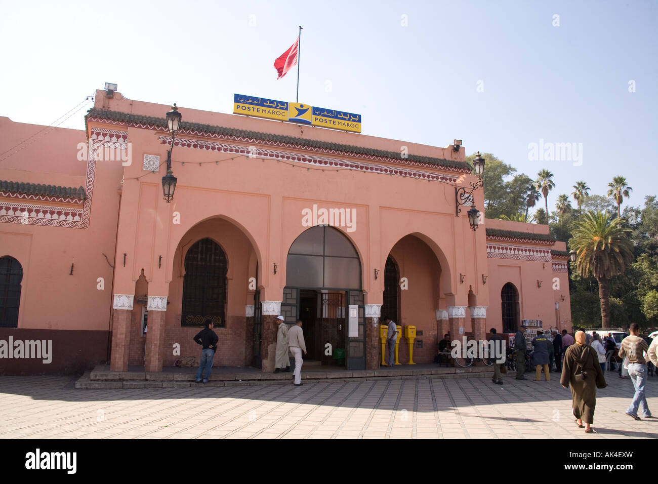Post office marrakech morocco hi-res stock photography and images - Alamy