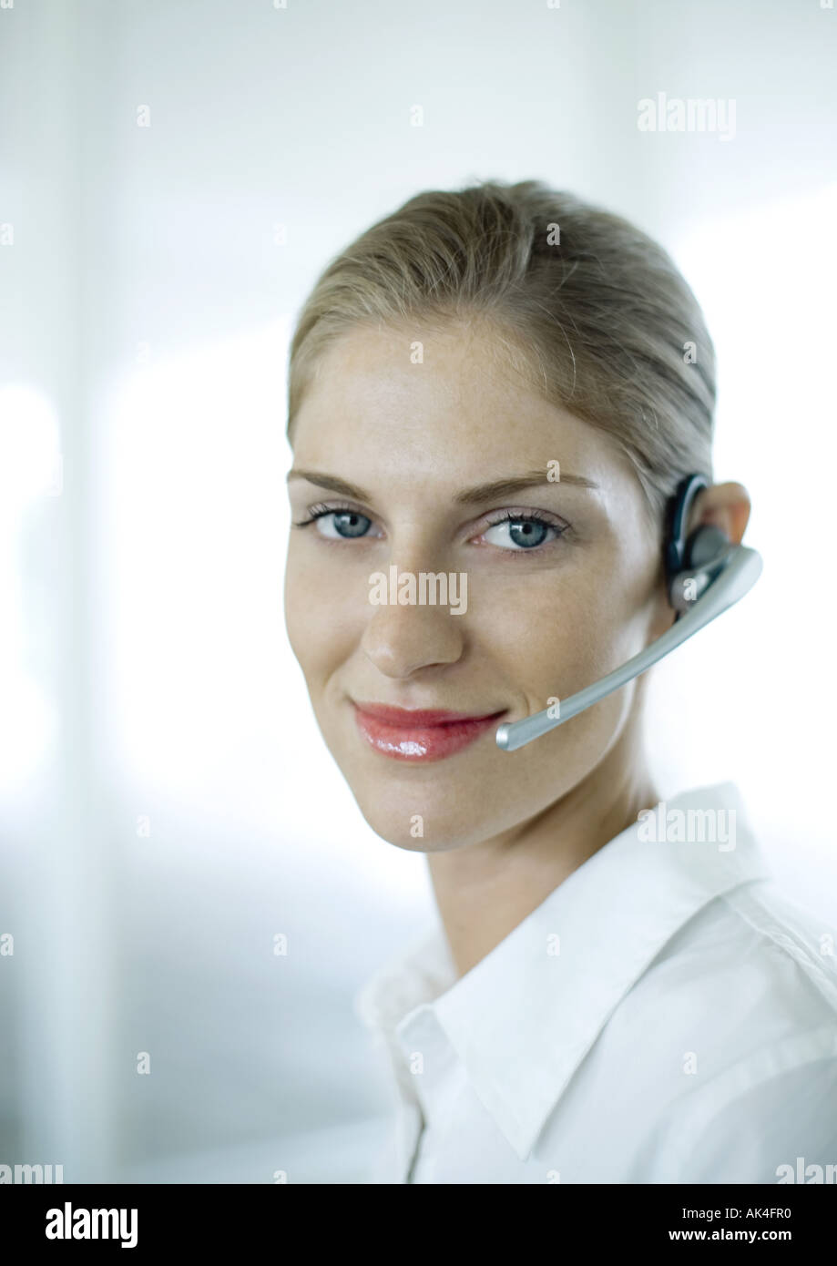 Operators headsets in front hi-res stock photography and images - Alamy