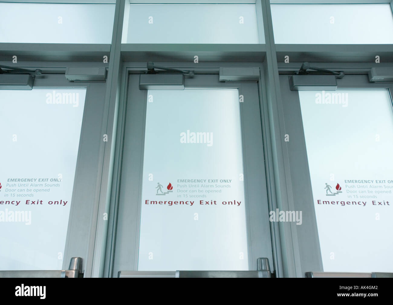 Emergency exit doors hi-res stock photography and images - Alamy