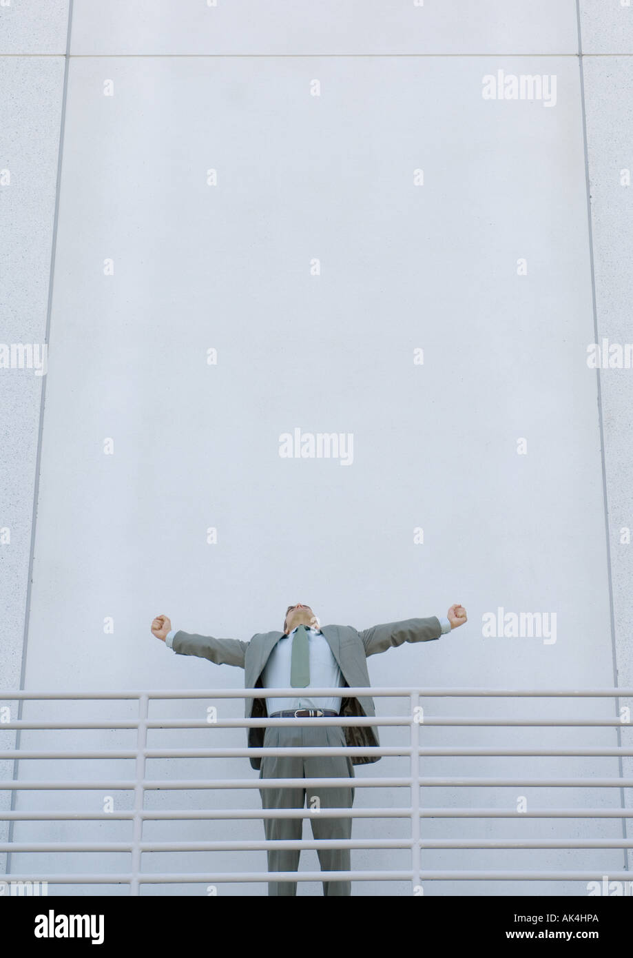 Man back standing suit hi-res stock photography and images - Alamy