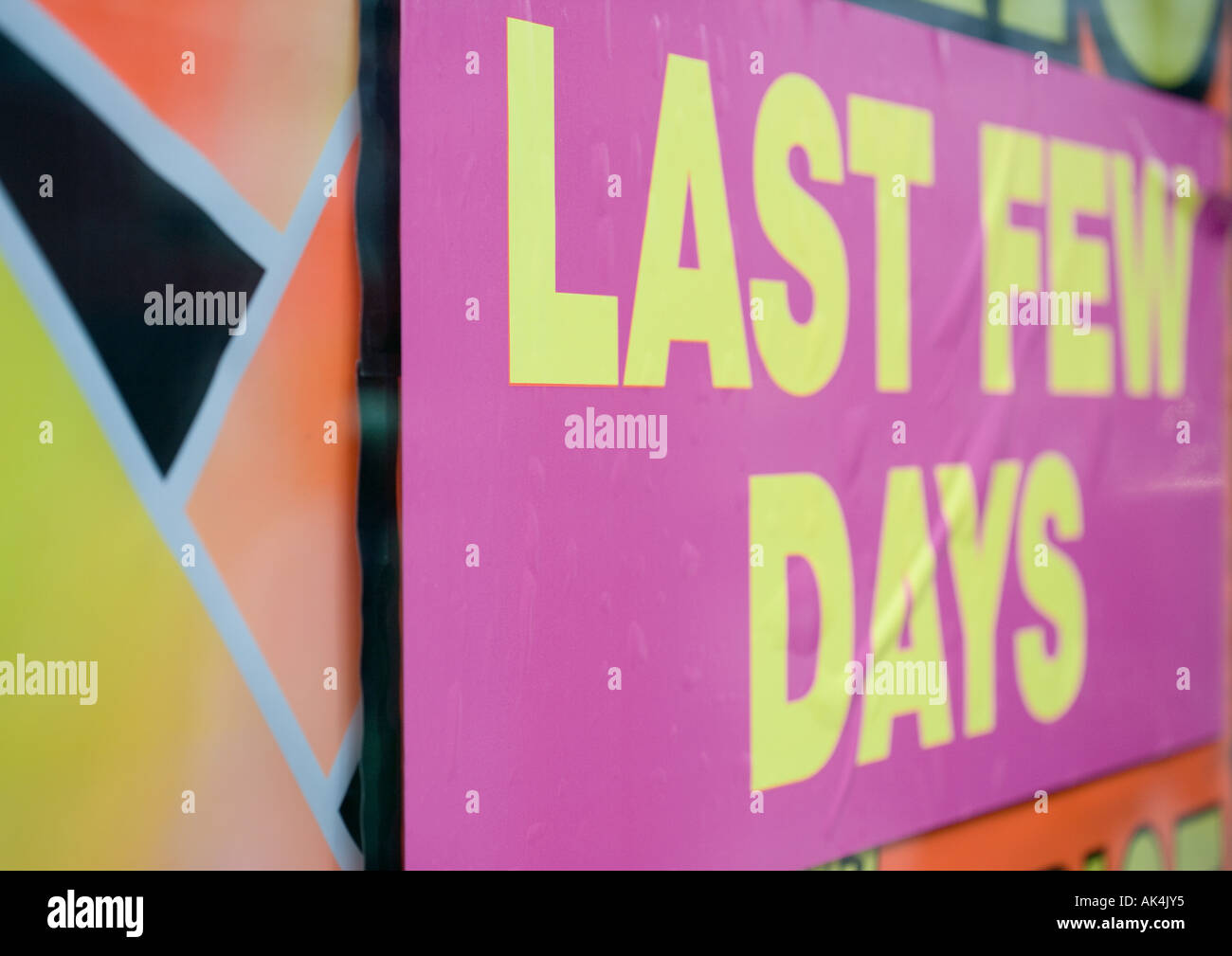 Temptations store hi-res stock photography and images - Alamy