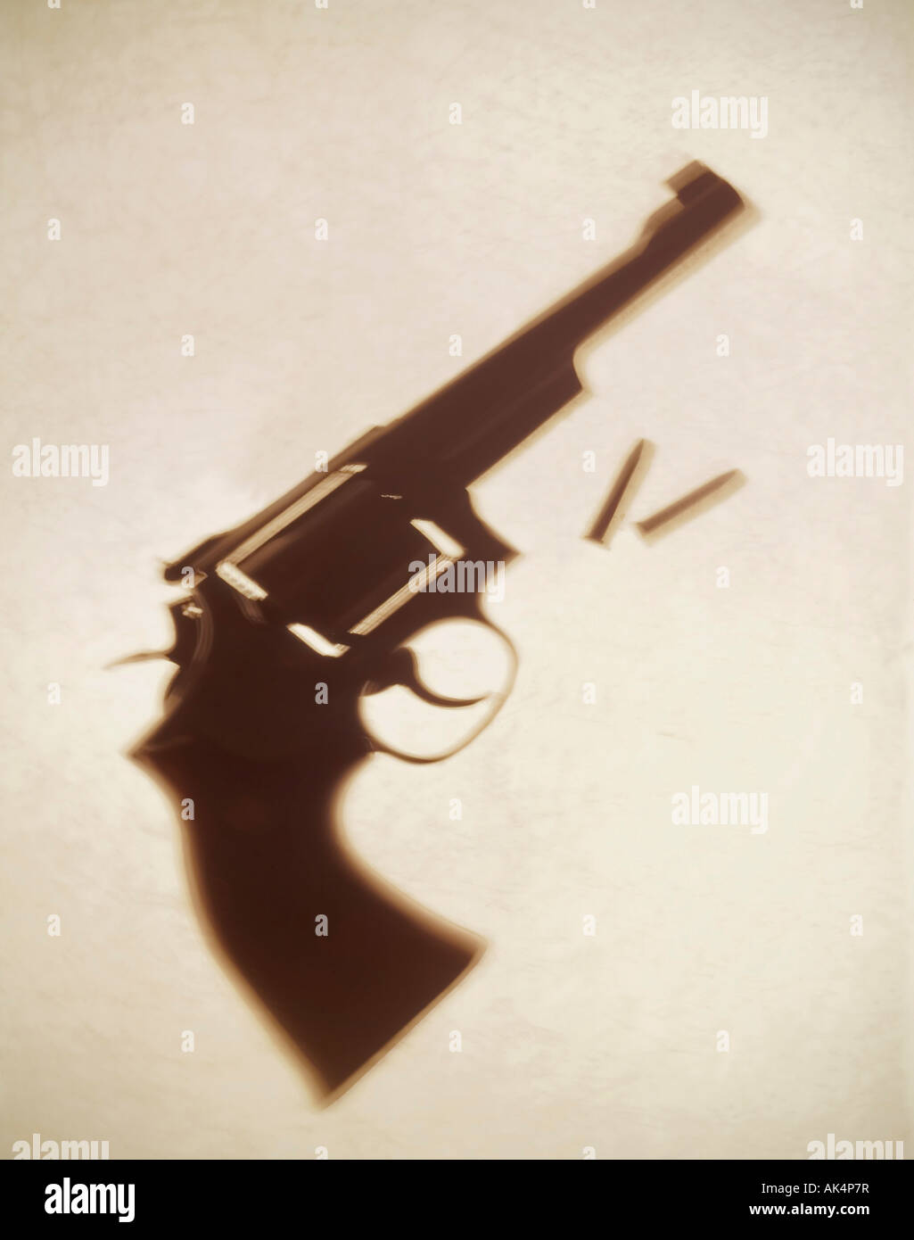 still life of a 357 magnum gun with bullets Stock Photo - Alamy