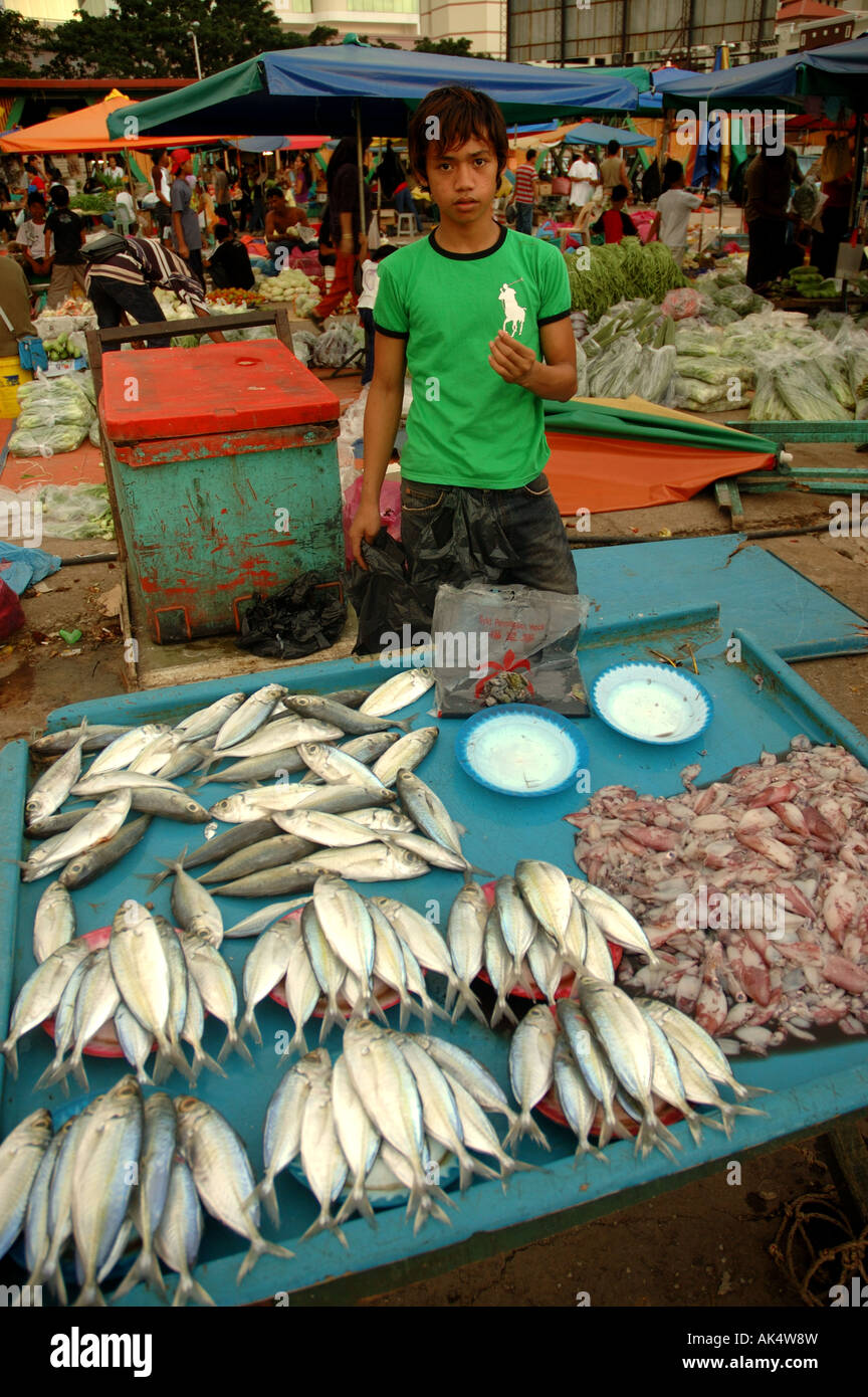 Fish in a market in Kota Kinabalu in Borneo Stock Photo - Alamy