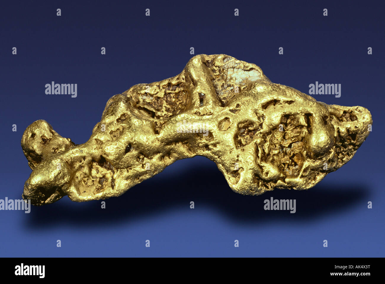 Large gold nugget hi-res stock photography and images - Alamy