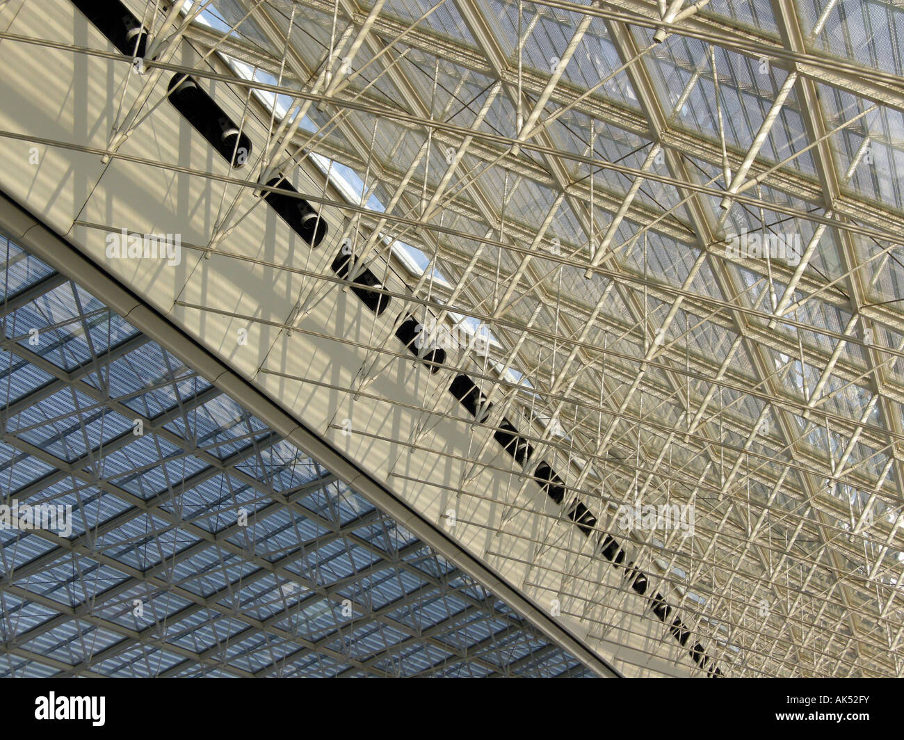 Glass and Metal Roof Structure Stock Photo - Alamy