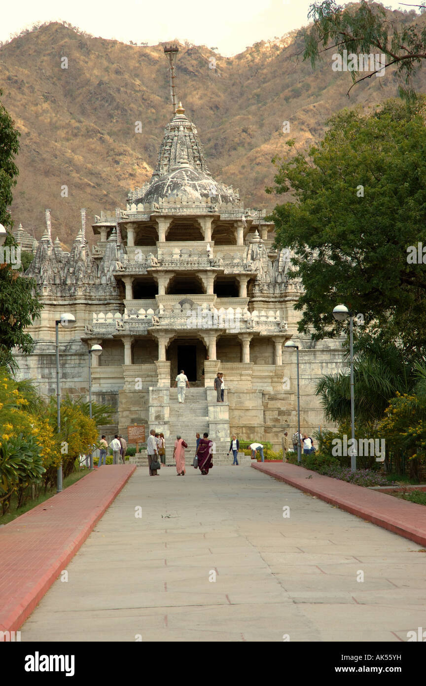Ranakpur temple in Rajasthan Stock Photo - Alamy