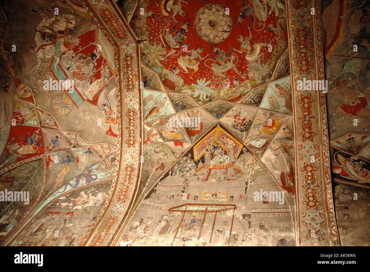 Ceiling and wall mural in Decorated and decaying interior of Bundi Fort ...
