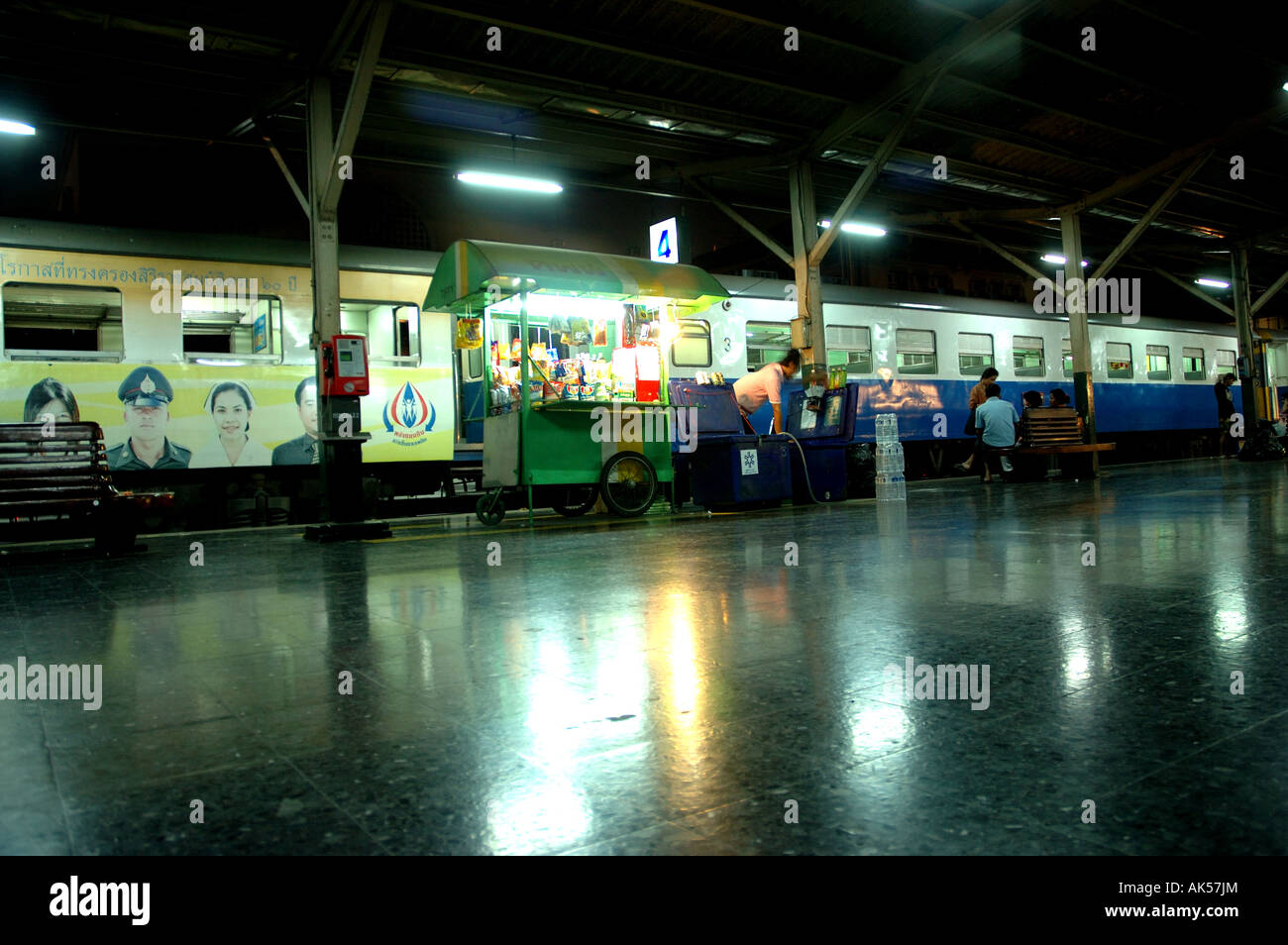 Bangkok central station hi-res stock photography and images - Alamy