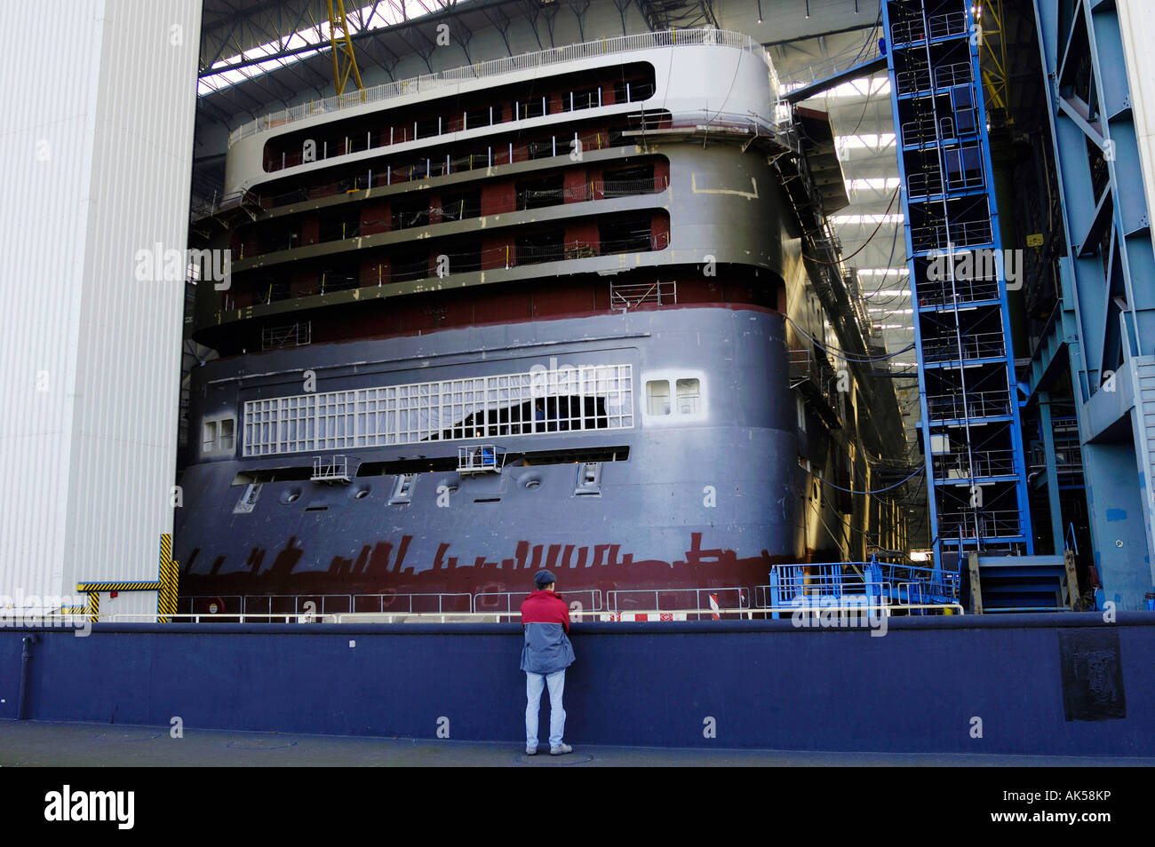 Meyer shipyard, Papenburg Stock Photo - Alamy