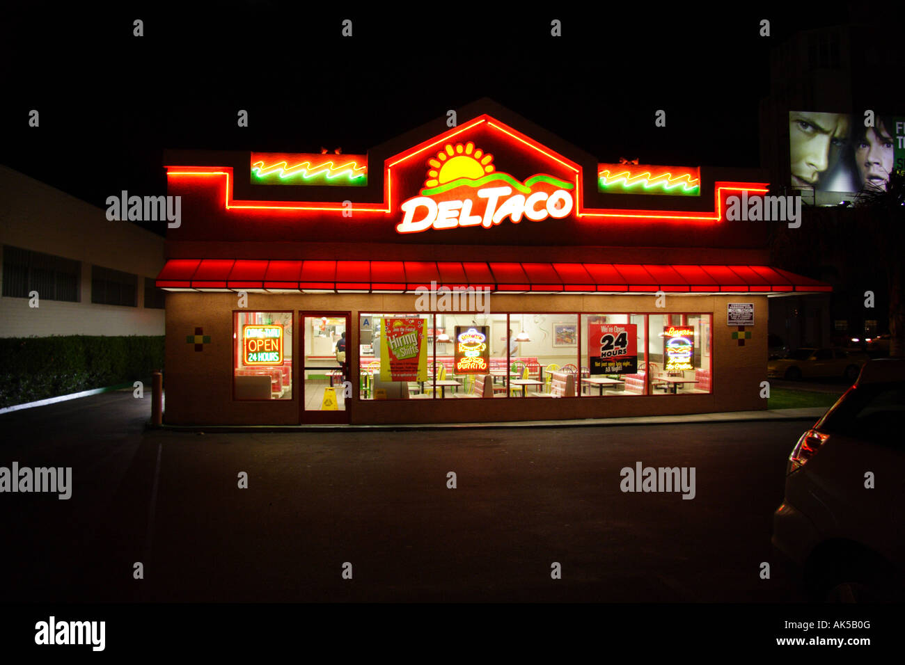 Del Taco Dining Room Hours