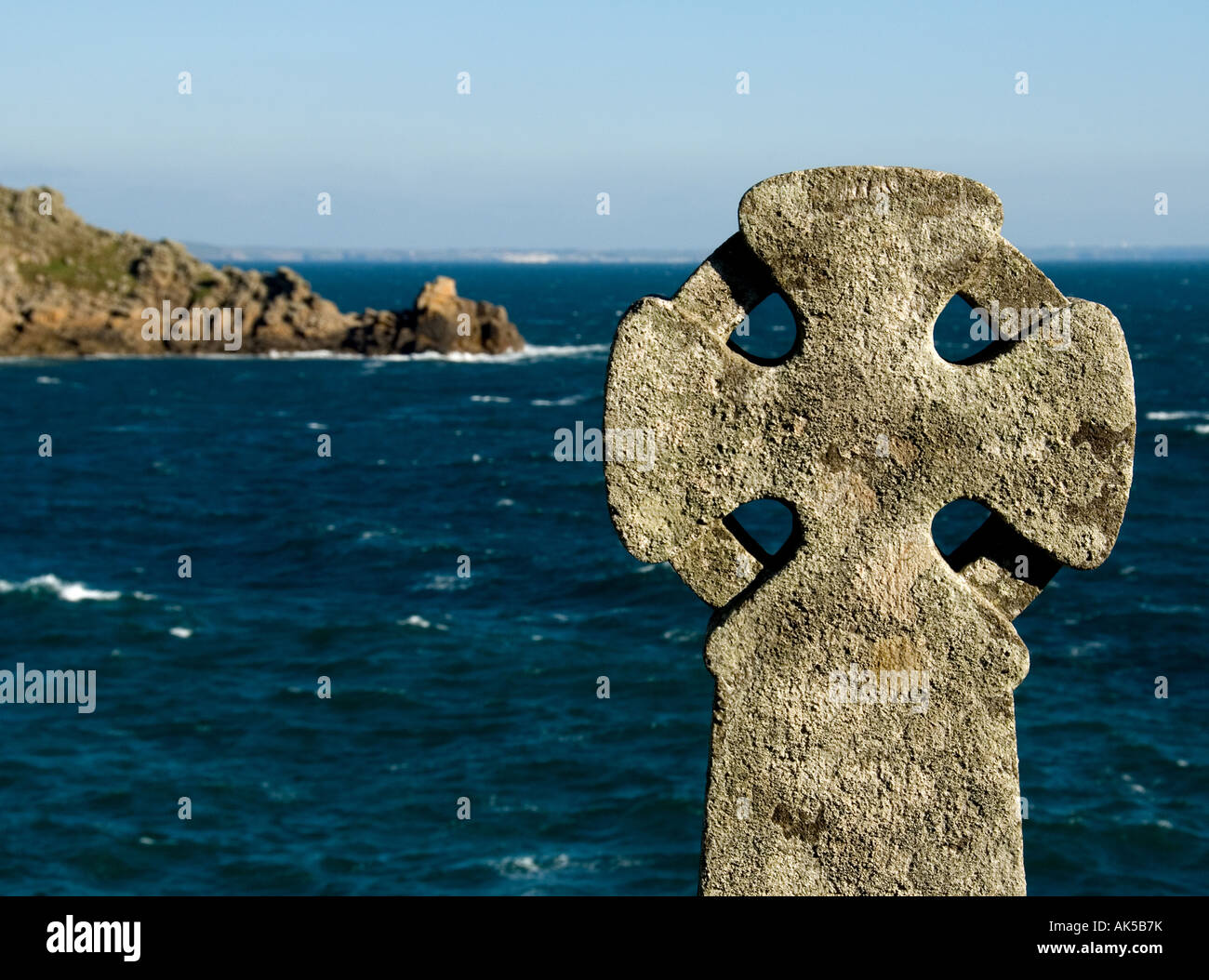 Celtic cross - Ancient Cornish Celtic Christian Cross on the coast ...