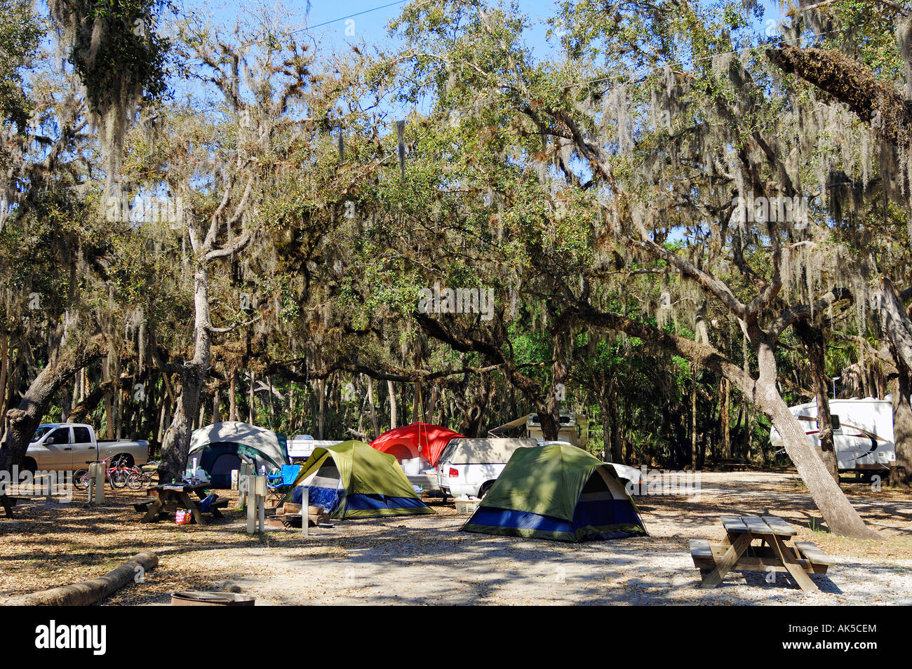 Florida state park campground hi-res stock photography and images - Alamy