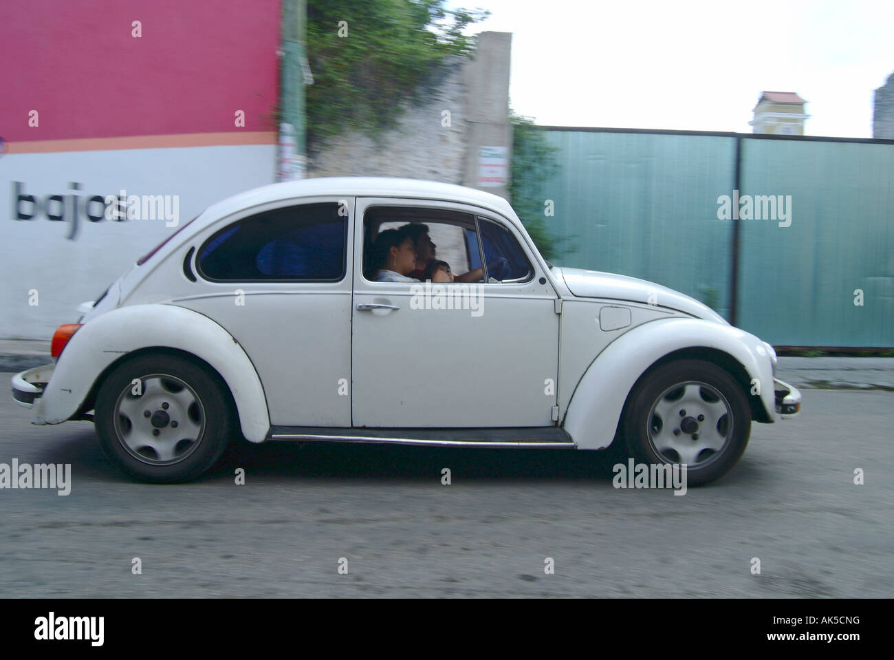 Mexican guys hi-res stock photography and images - Alamy