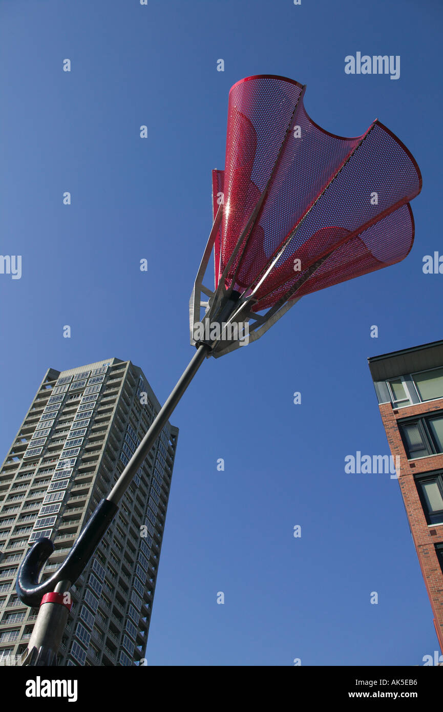 Metal sculpture umbrella hi-res stock photography and images - Alamy