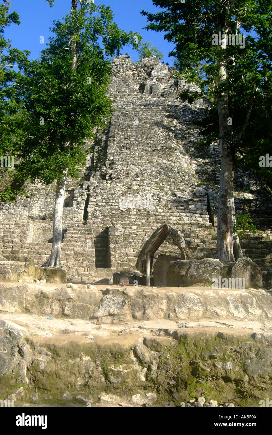 Coba lake hi-res stock photography and images - Alamy
