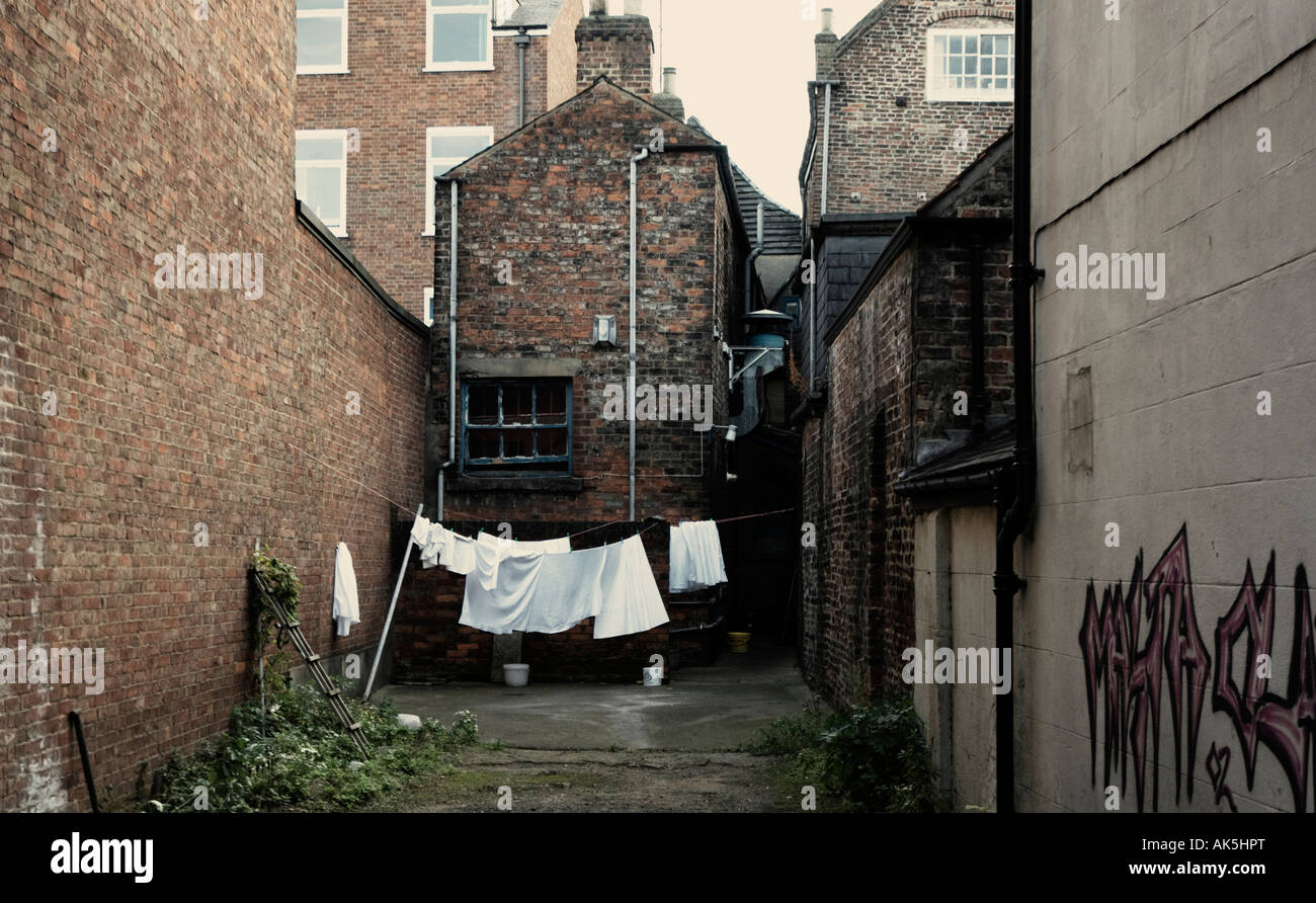 White washing line in hi-res stock photography and images - Alamy
