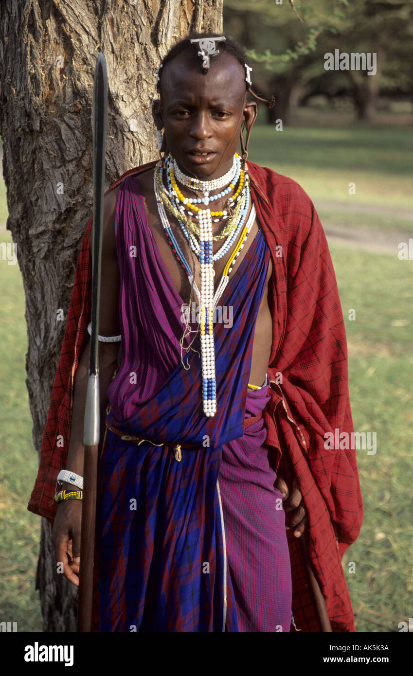 Maasai warrior in traditional dress Stock Photo - Alamy