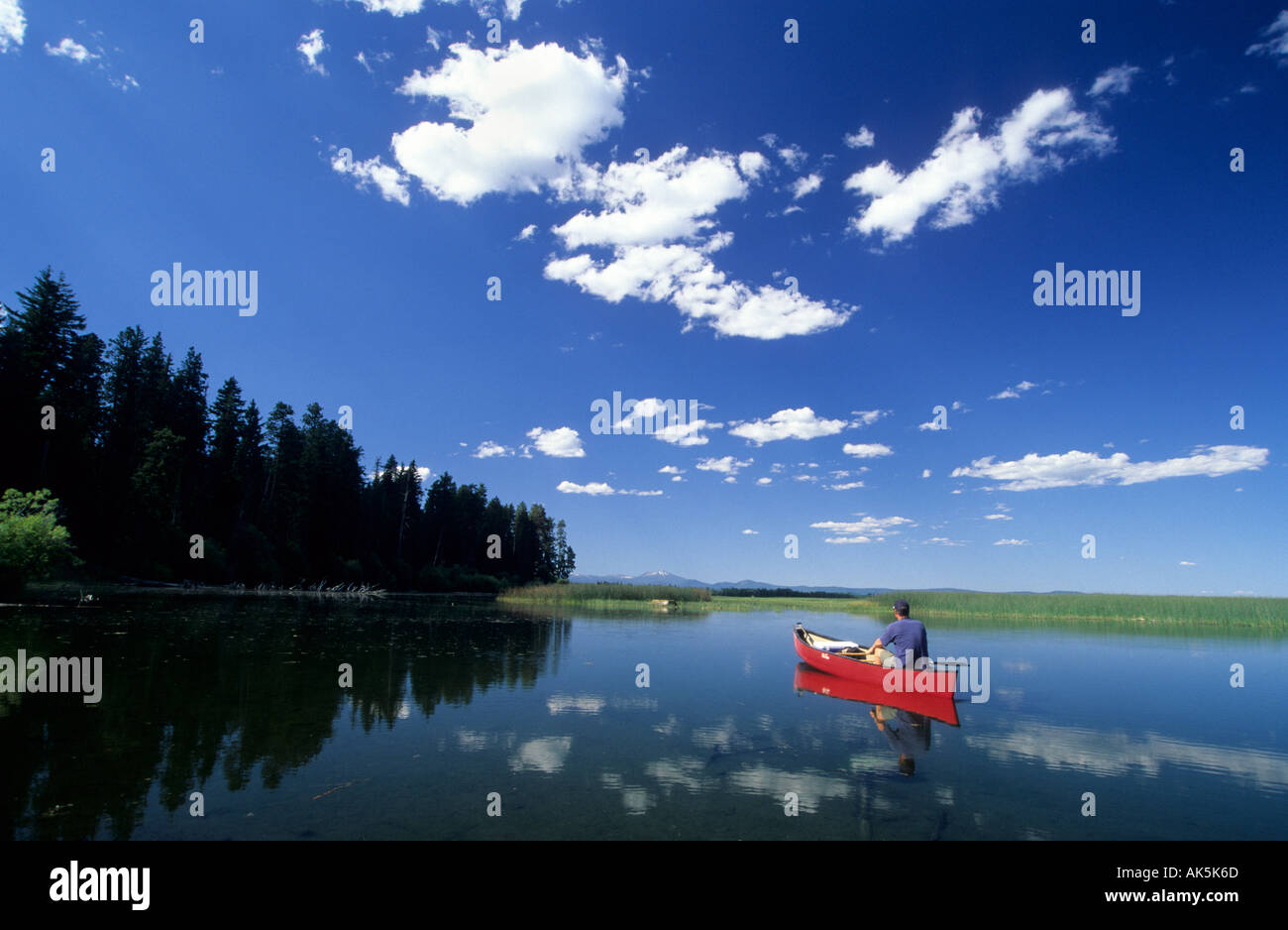 Upper klamath lake hi-res stock photography and images - Alamy