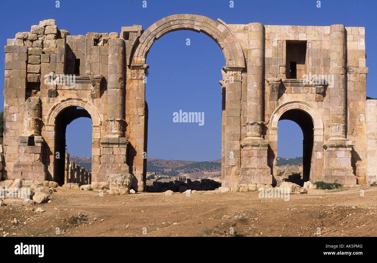 Triumphal Arch Jerash Jordan Stock Photo - Alamy