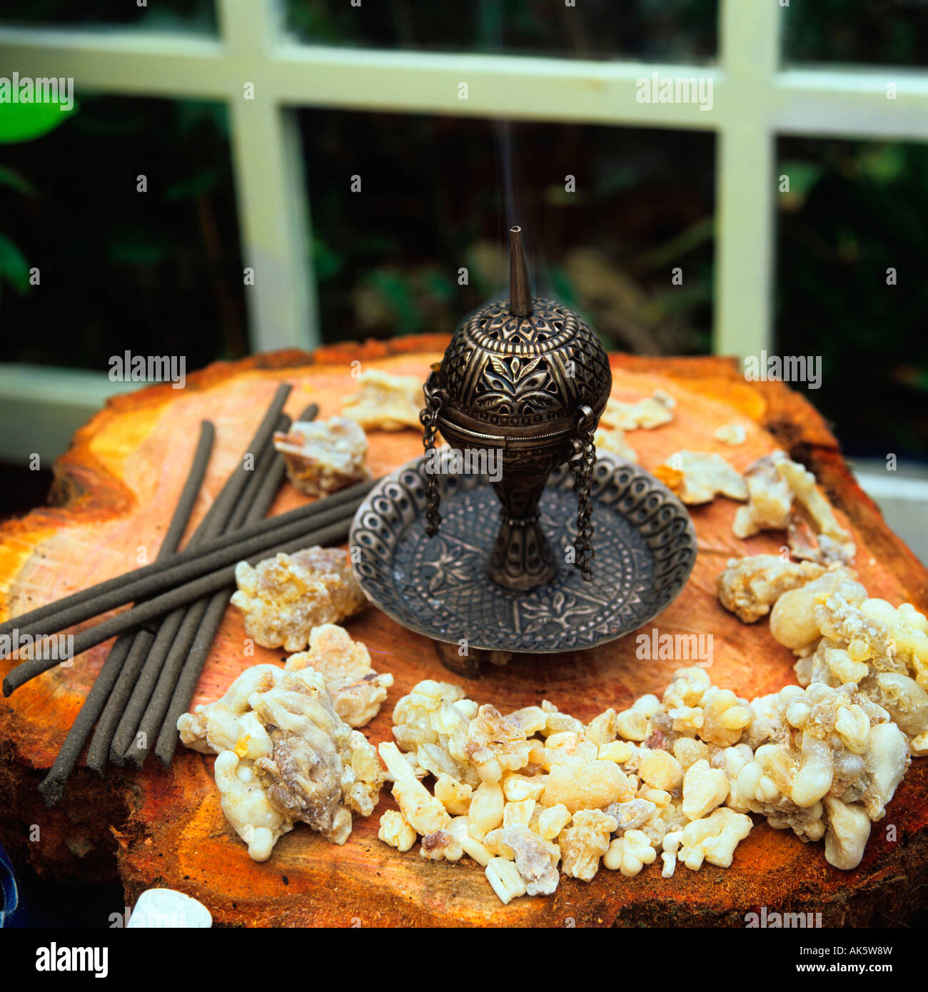 Frankincense hi-res stock photography and images - Alamy