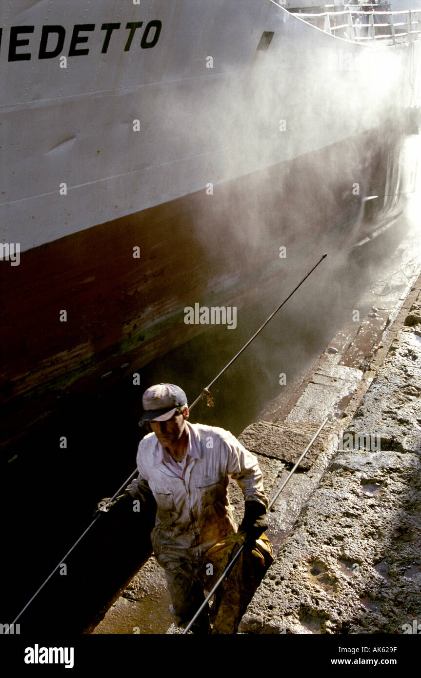 Ship washing hi-res stock photography and images - Alamy