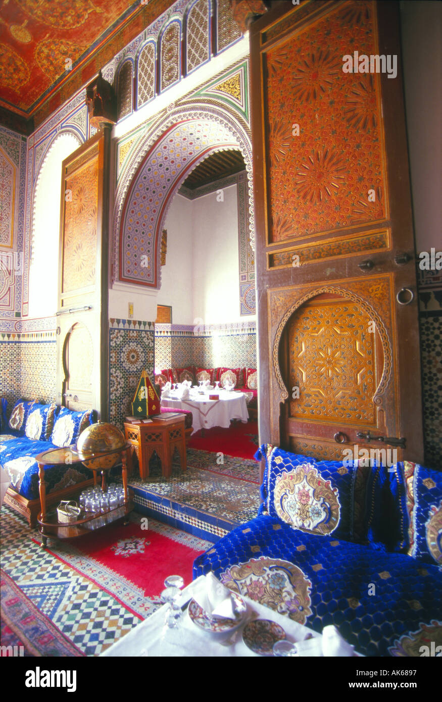 Royal Lodge Interior Stock Photos & Royal Lodge Interior Stock Images ...