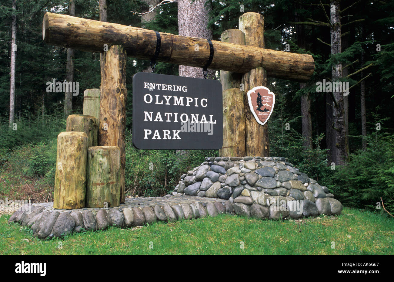 entrance sign of Olympic National Park Stock Photo: 4864102 - Alamy