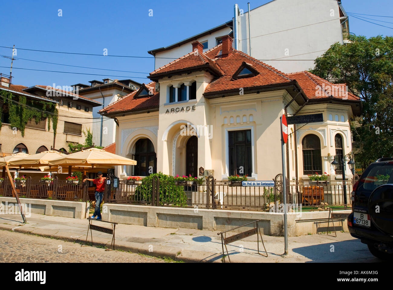 Restaurant Arcade / Bucharest Stock Photo - Alamy