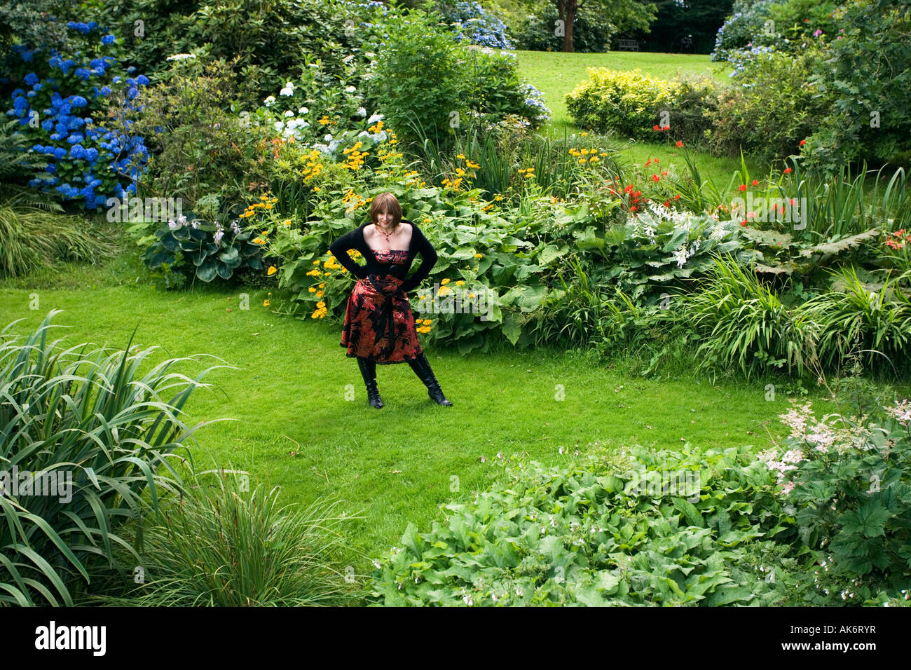 Female cheeky poses hi-res stock photography and images - Alamy