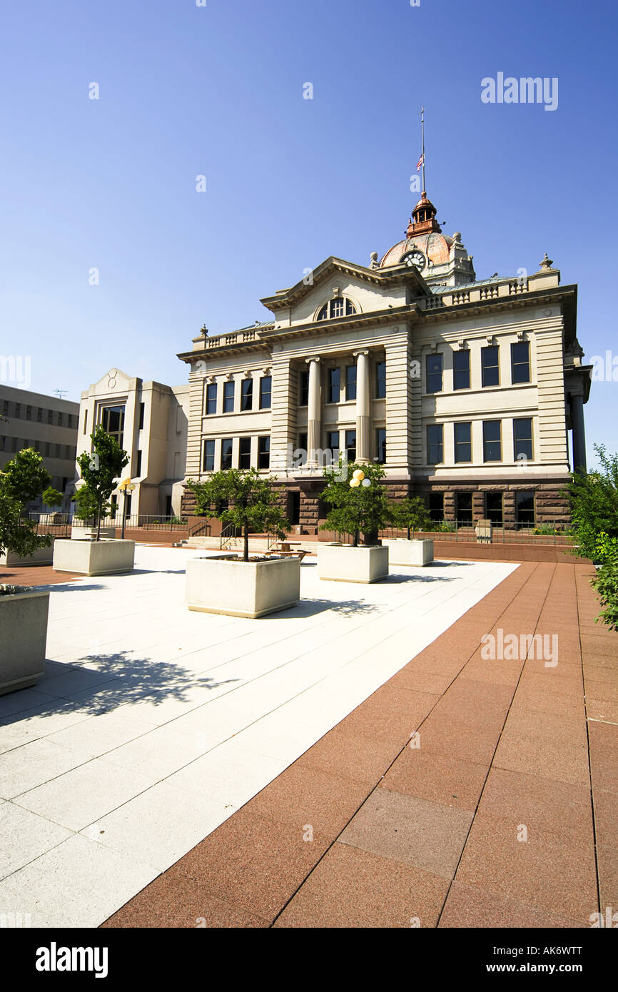 Brown County Courthouse in Green Bay Wisconsin WI Stock Photo - Alamy