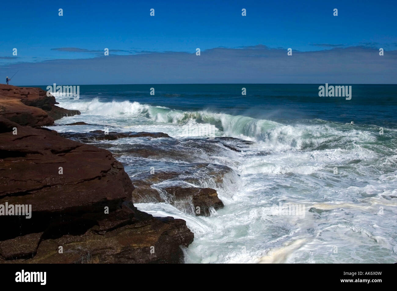 Red bluff waves hi-res stock photography and images - Alamy