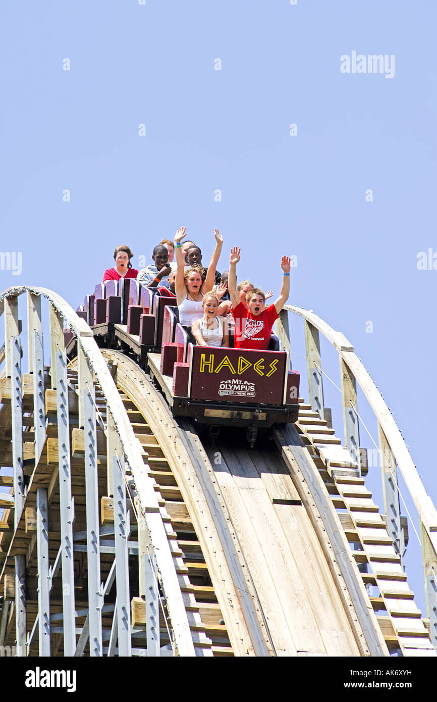 People having fun in a rollercoaster hi-res stock photography and ...