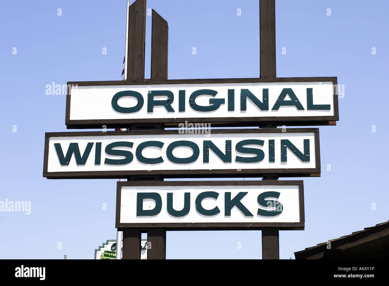 The one and only original Wisconsin Ducks tourist rides around the ...