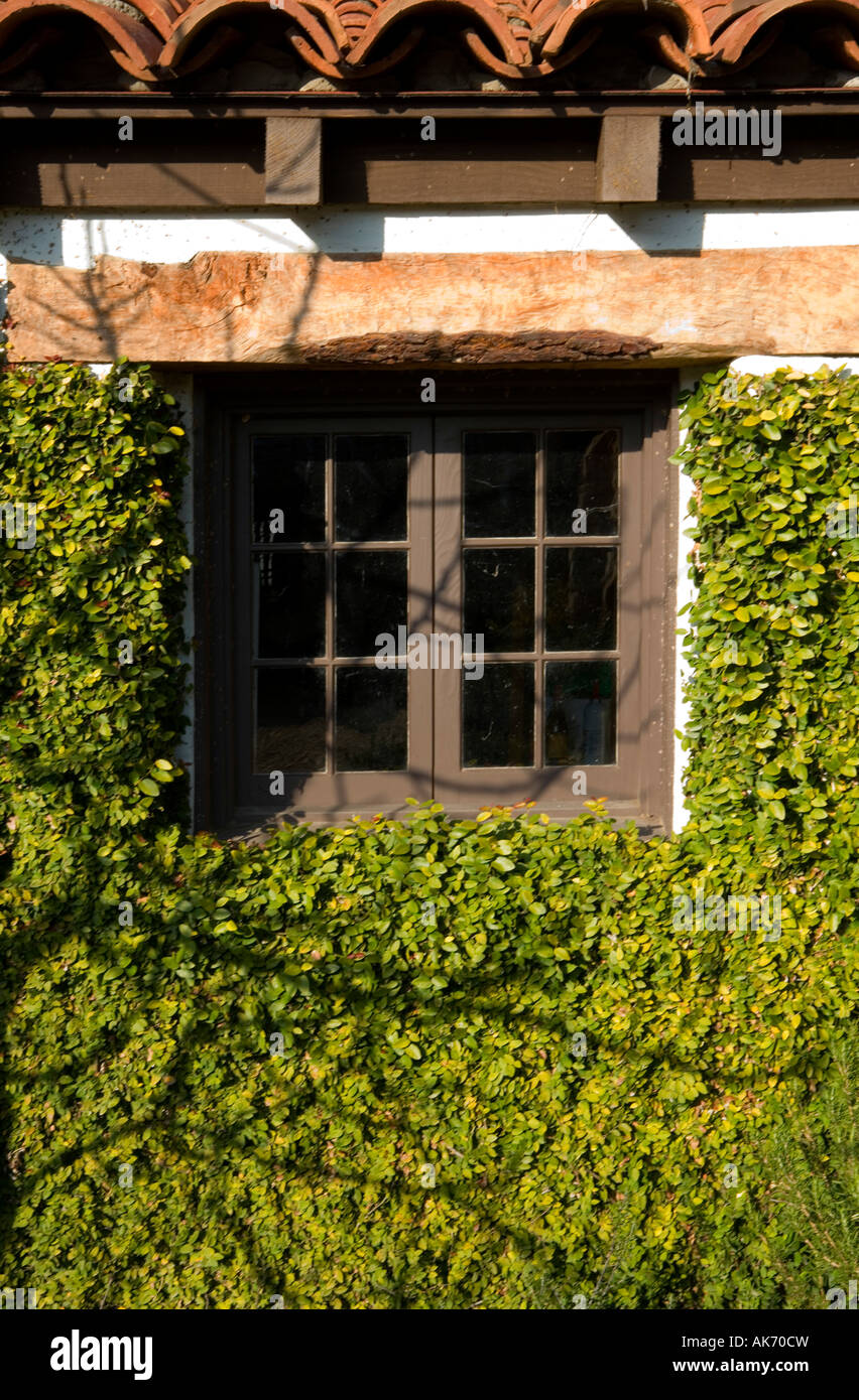 Spanish Exterior Wall Decor at Kenneth Summers blog