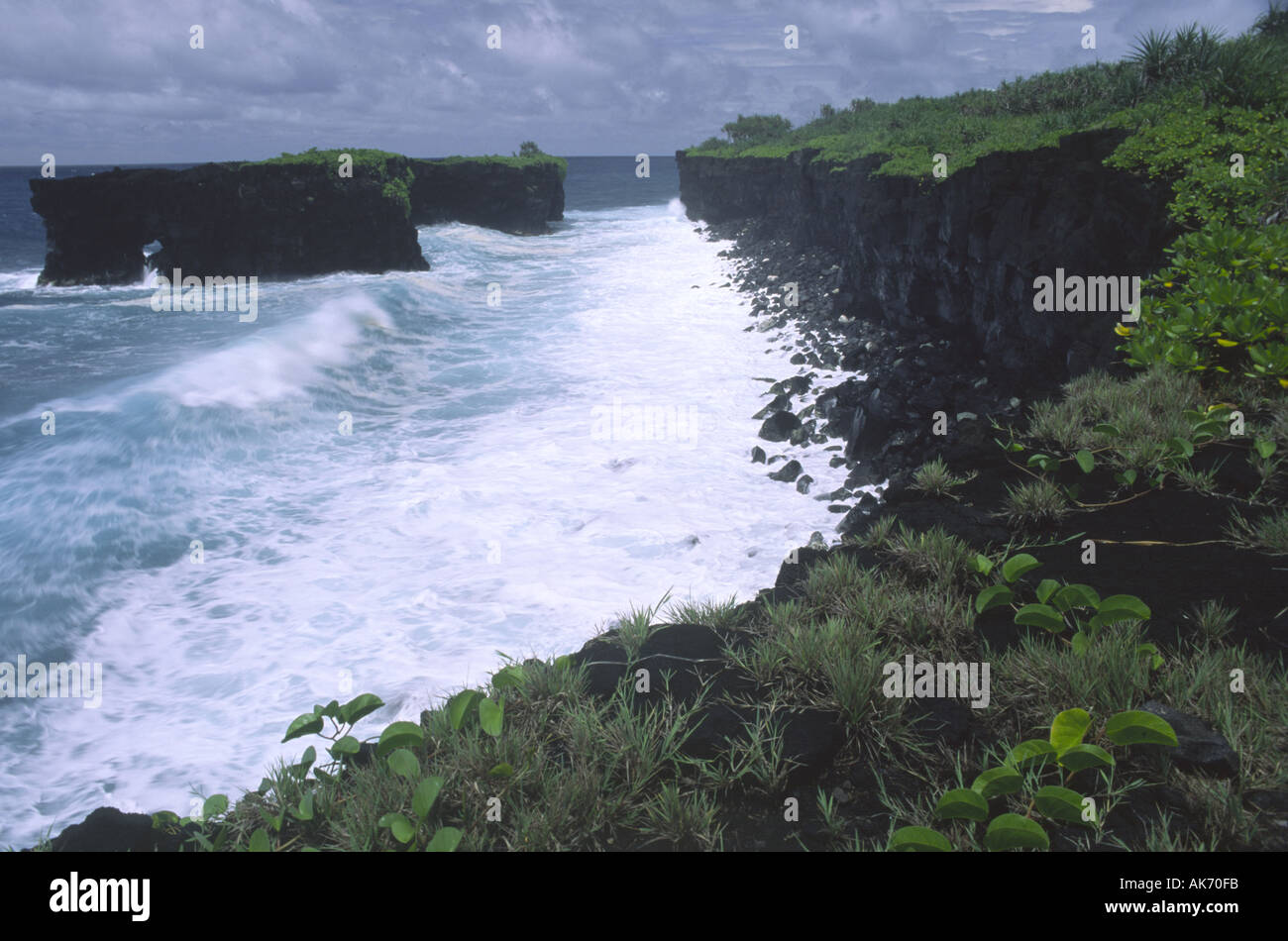 INDEPENDENT SAMOA Upola O Le Pupu pu e National Park A stretch of O le ...