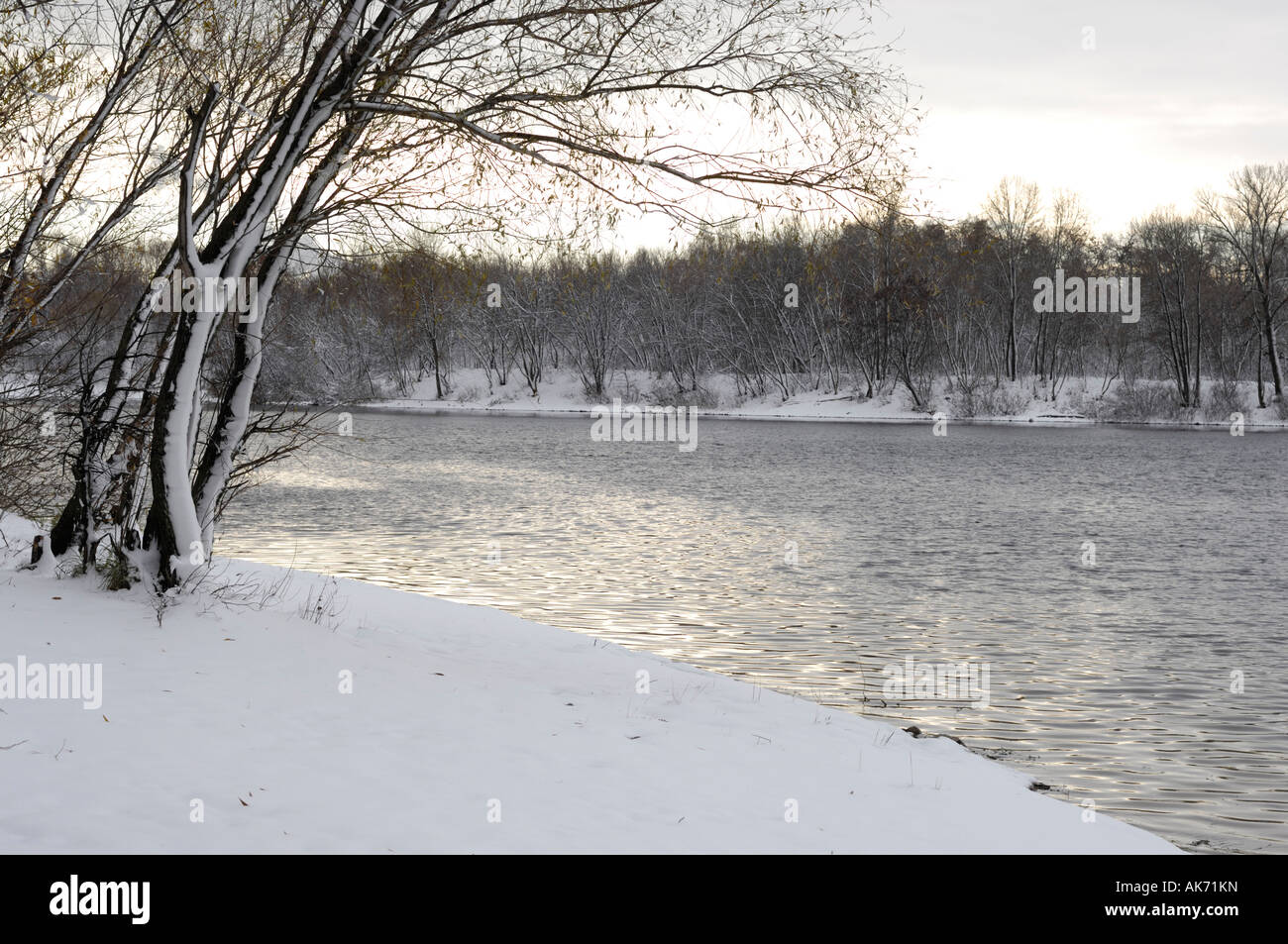 Snow bank with river hi-res stock photography and images - Alamy