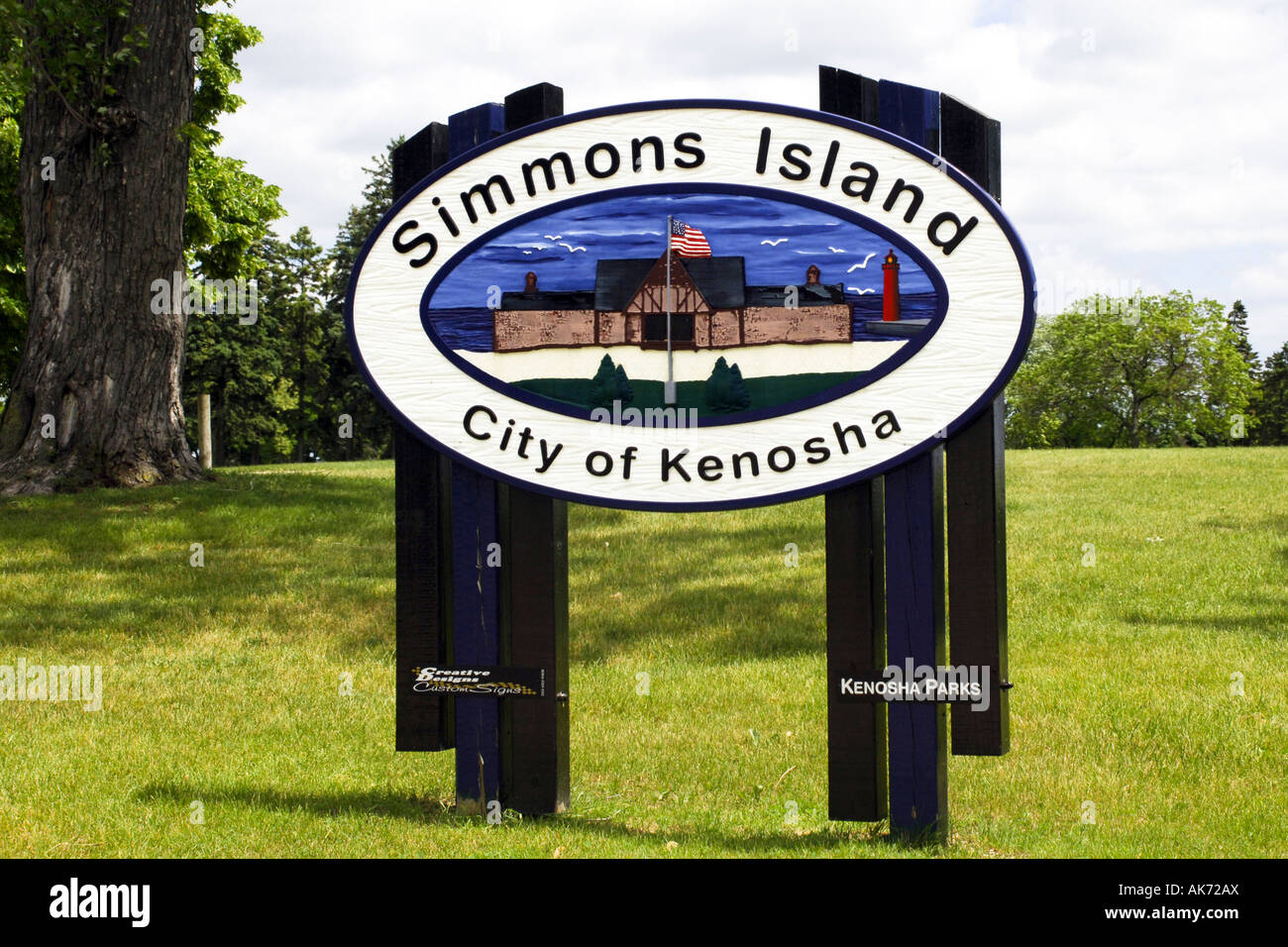 Welcome sign to Simmons Island in the city of Kenosha Wisconsin WI ...