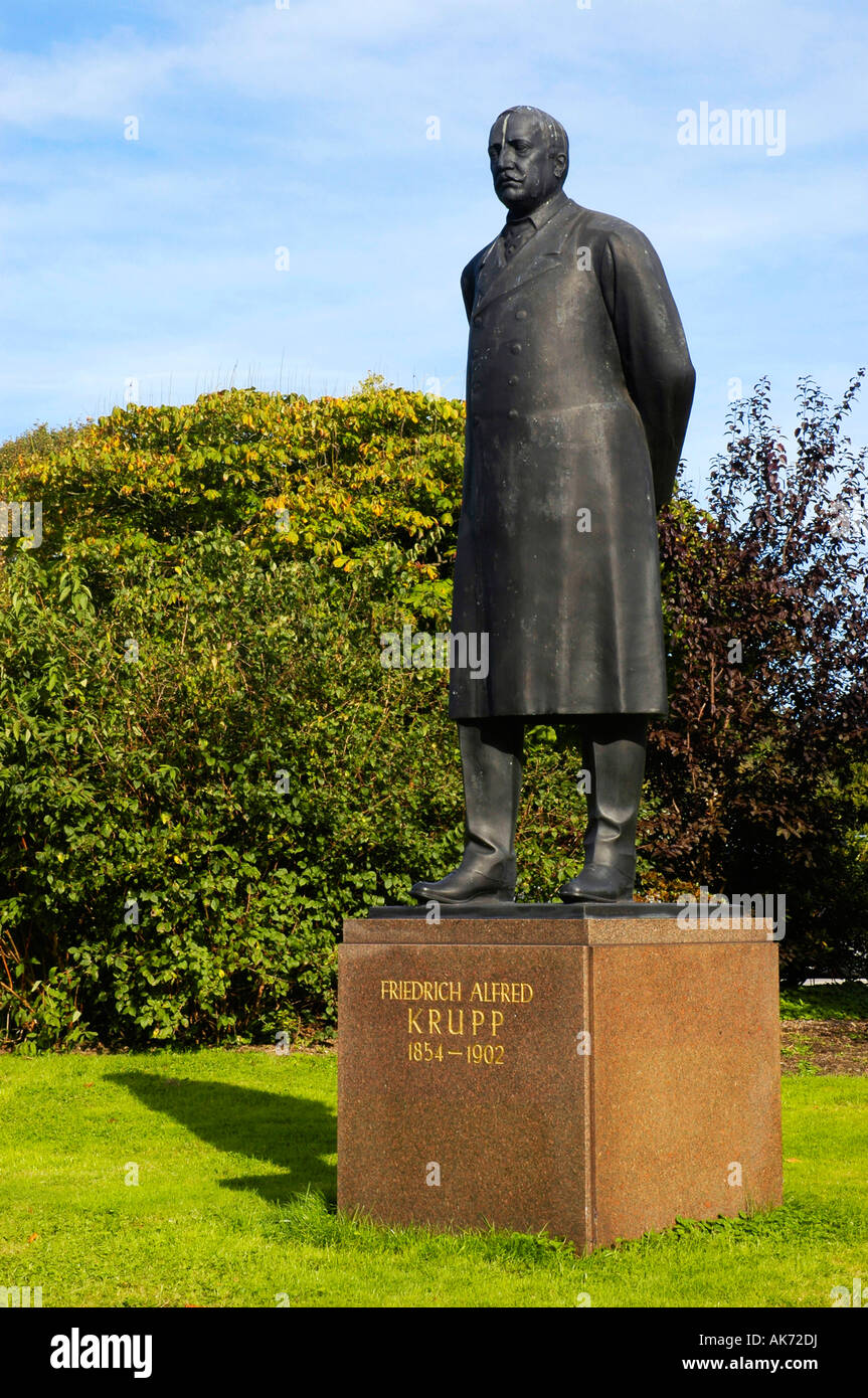 Statue of Alfred Krupp / Essen Stock Photo - Alamy