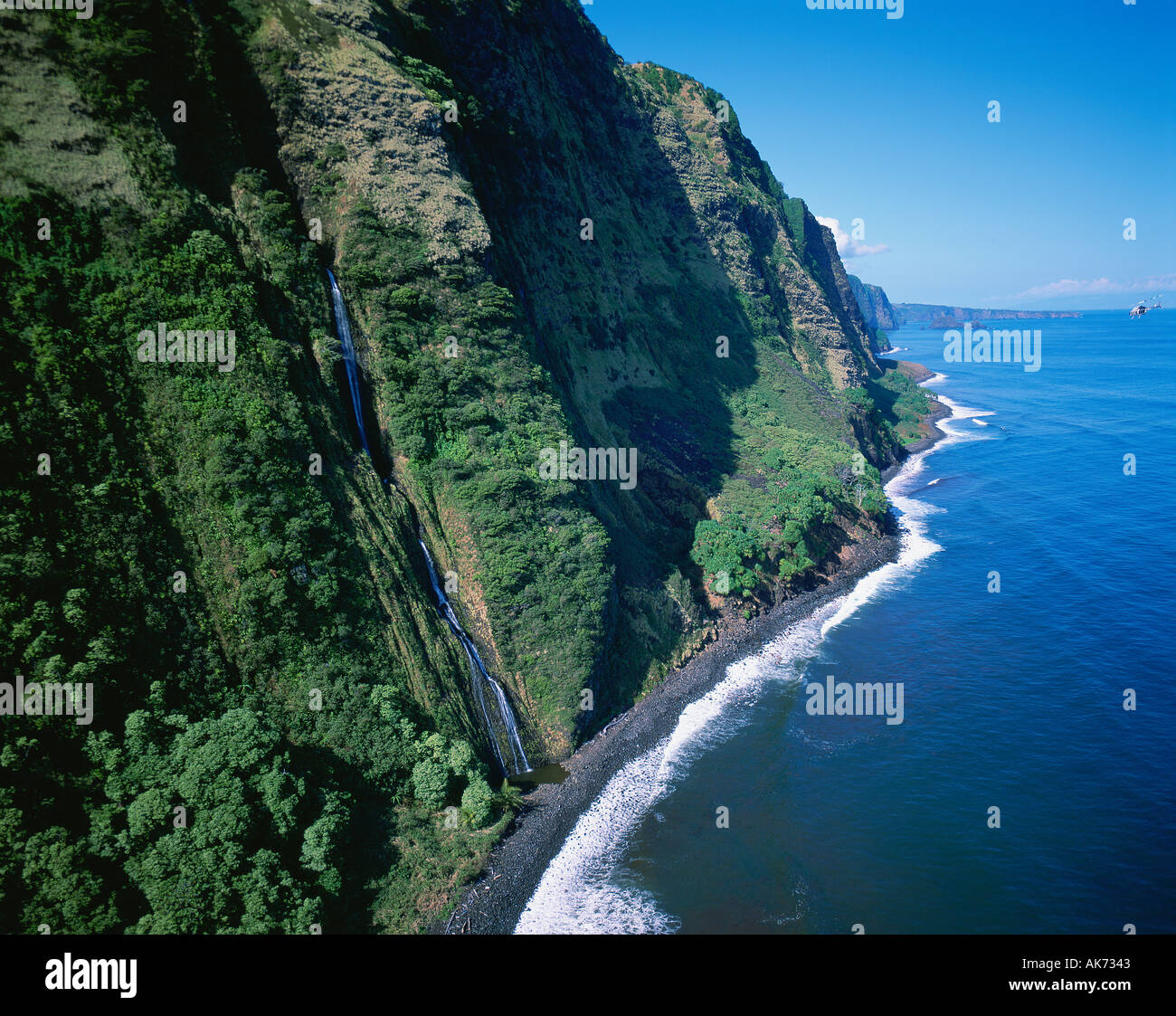 waterfall Hamakua Coast Island of Hawaii Stock Photo - Alamy