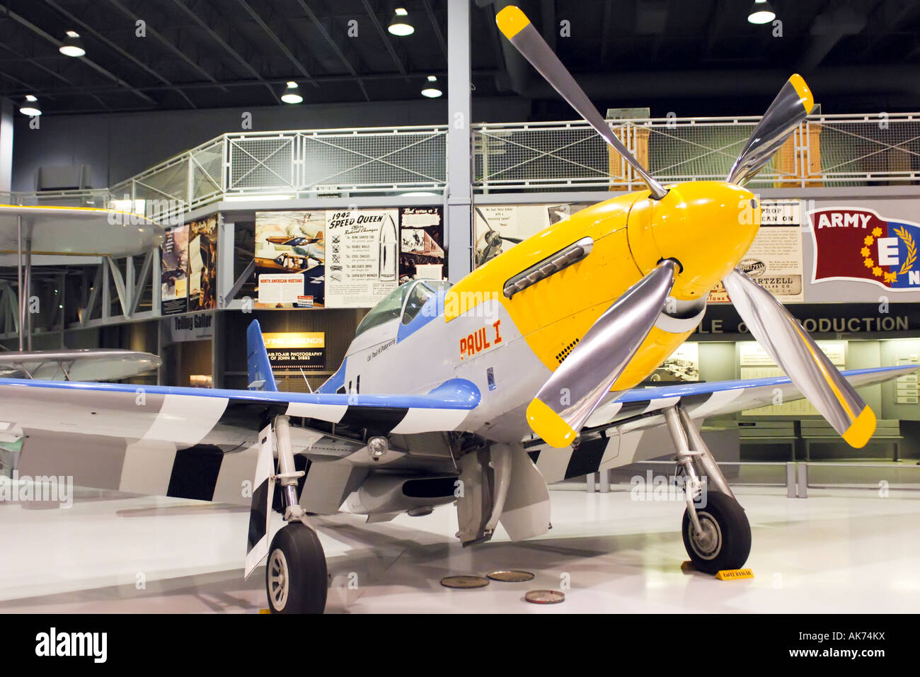 Famous ww2 aircraft hi-res stock photography and images - Alamy