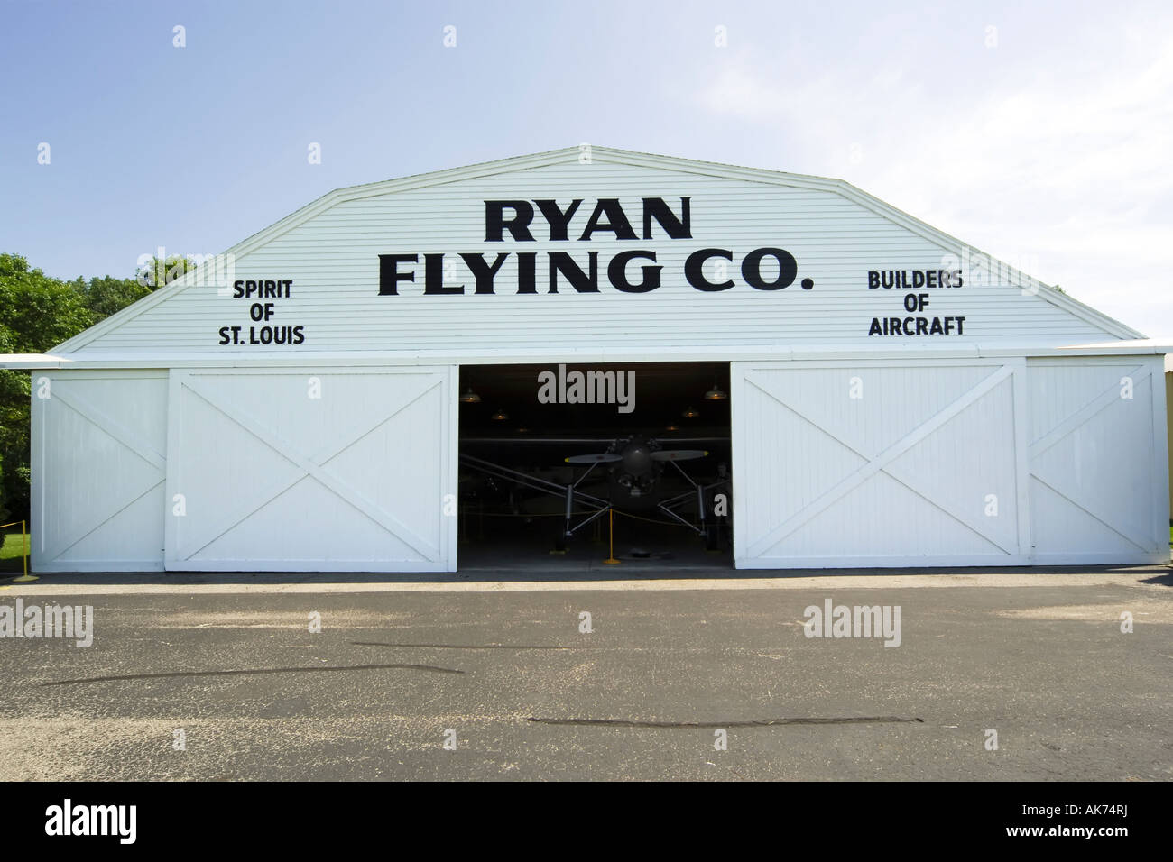 Pioneer airport hi-res stock photography and images - Alamy