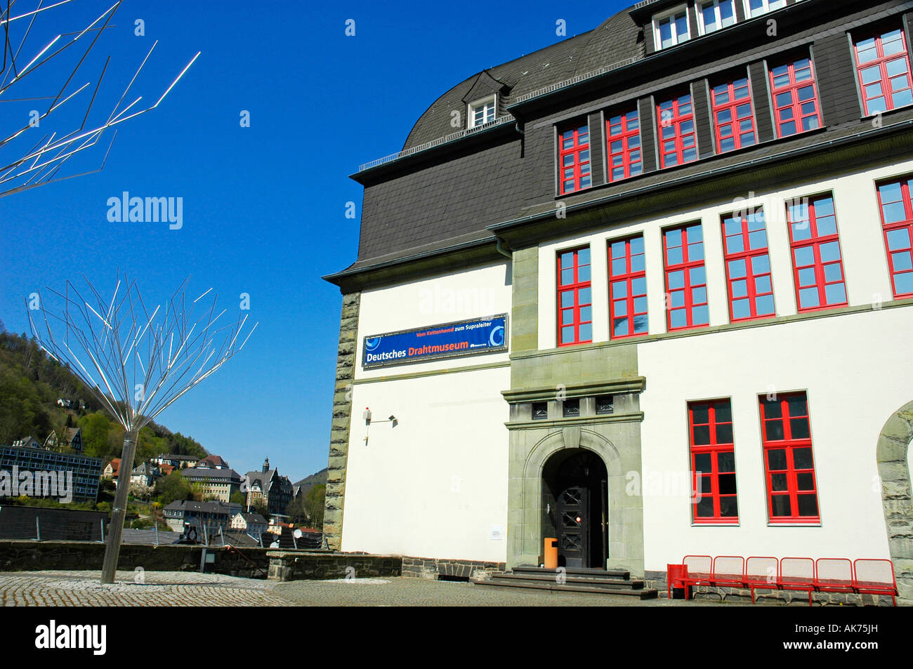 Wire museum hi-res stock photography and images - Alamy