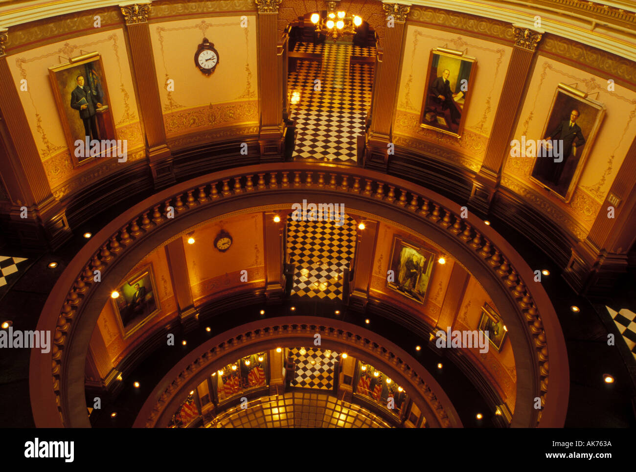 Michigan state capitol building interior hi-res stock photography and ...