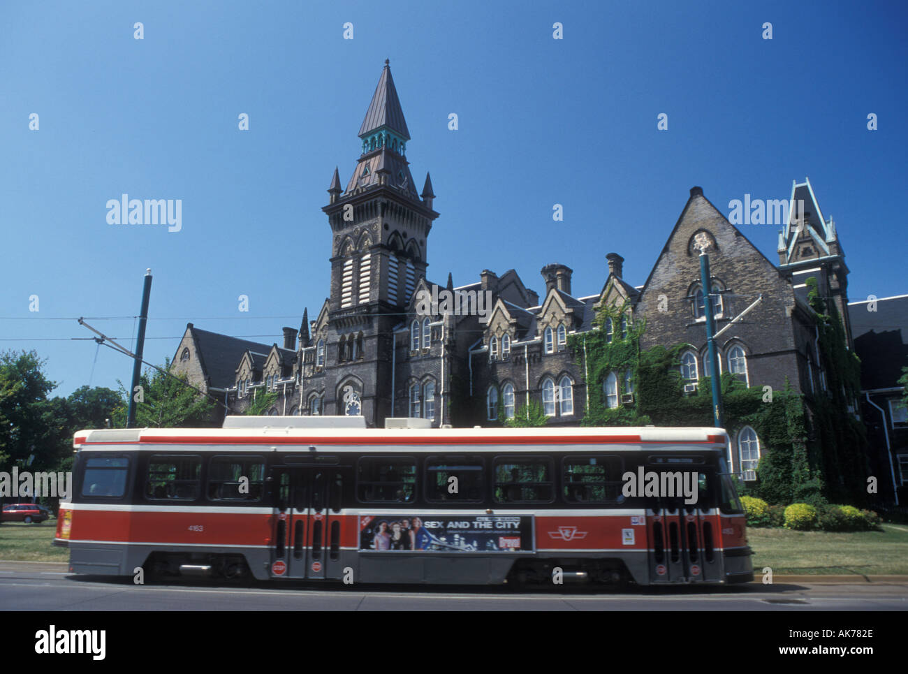University toronto st george campus hi-res stock photography and images ...