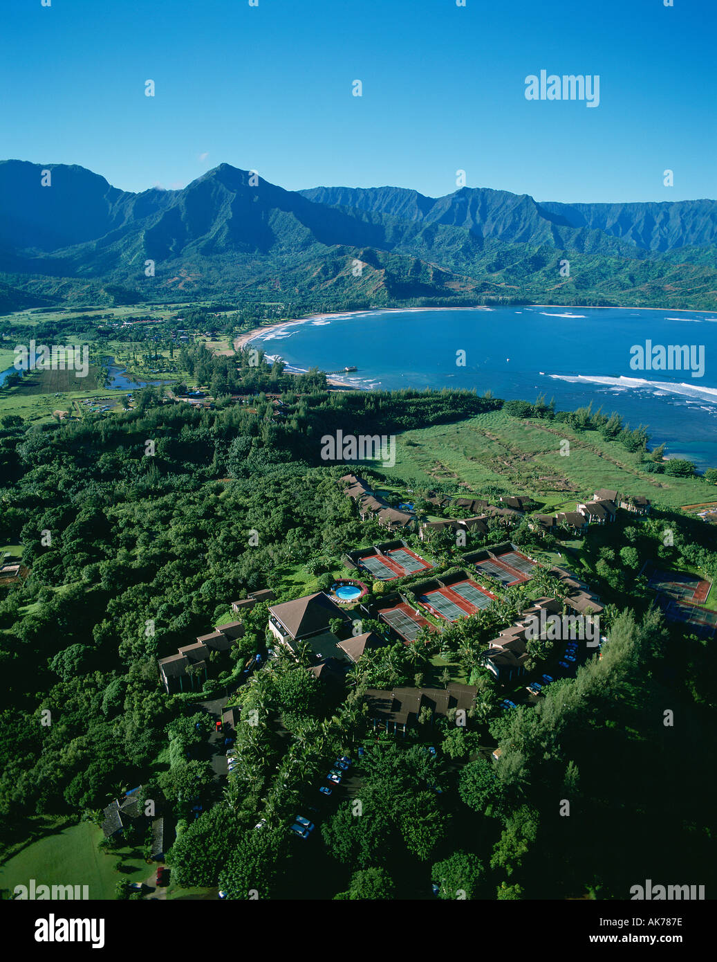 Hanalei bay resort hi-res stock photography and images - Alamy