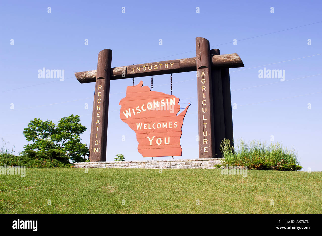 Wisconsin Welcome sign at Marinette WI Stock Photo - Alamy